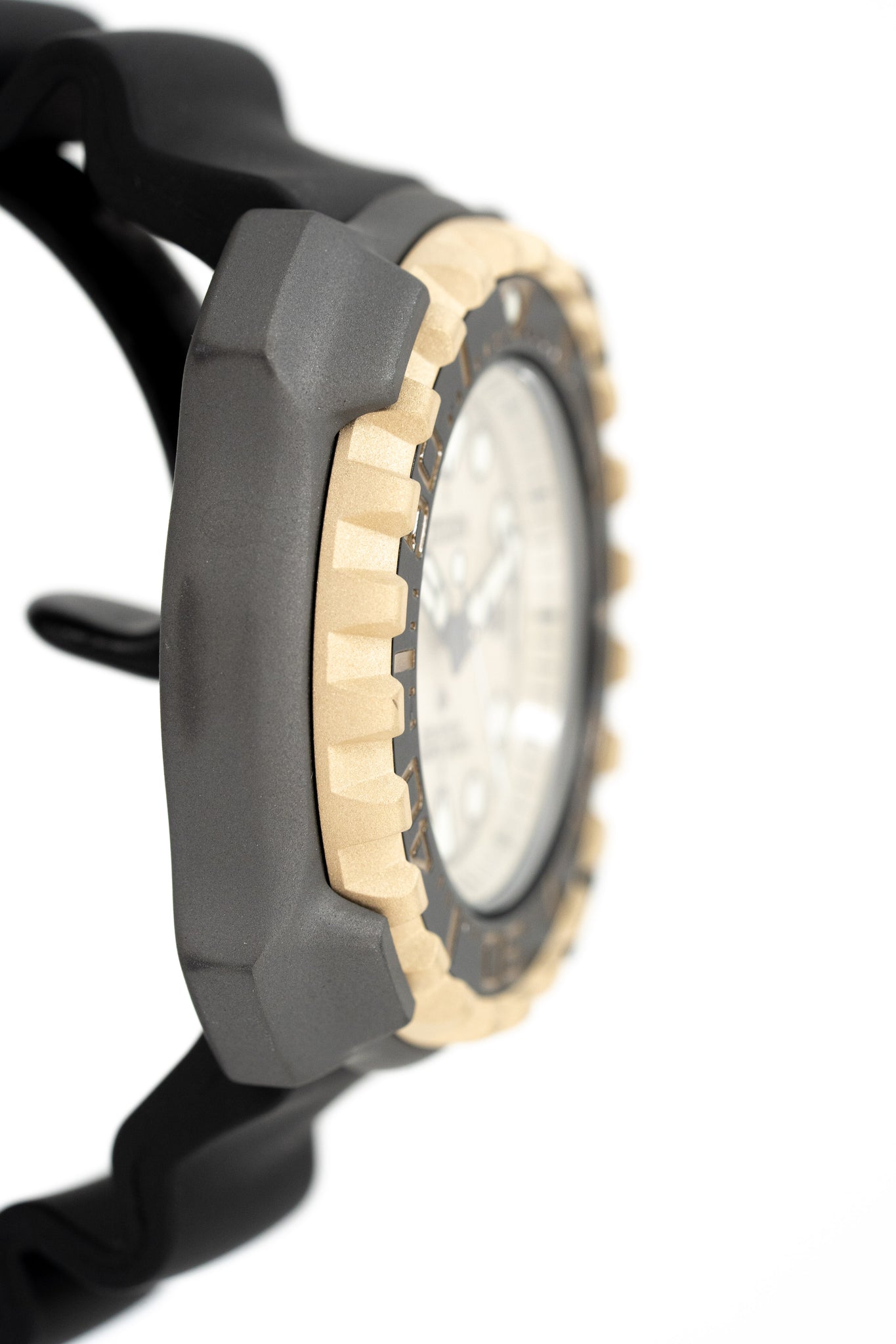 Citizen Eco-Drive Diver Marine Promaster Gold Men's Watch BN0226-10P ...